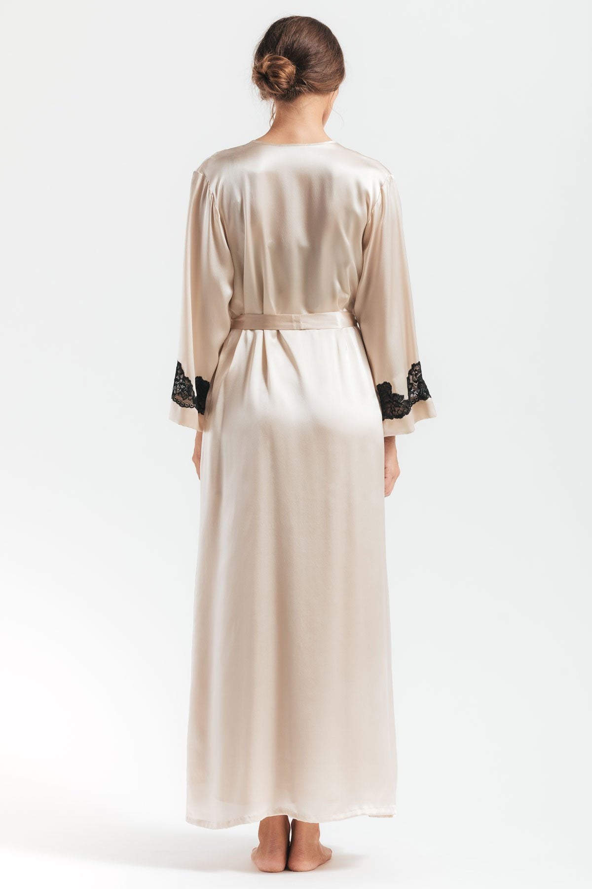 Morgan Long Silk Robe | Available in White, Black or Champagne – NK IMODE